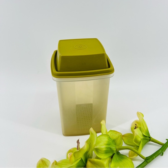 Tupperware | Kitchen | Vintage Tupperware Pickle Container | Poshmark